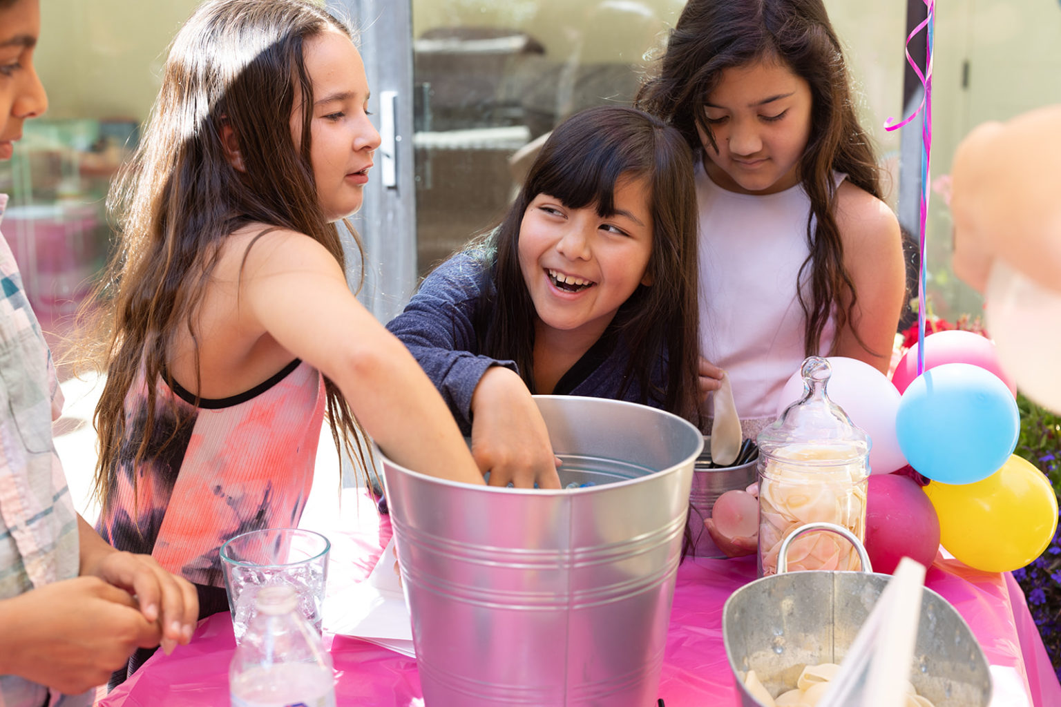 Spring Fling Party | partiesonpurpose.com