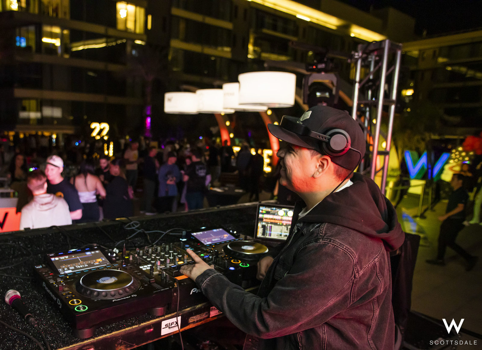 Flow Distro Party | partiesonpurpose.com